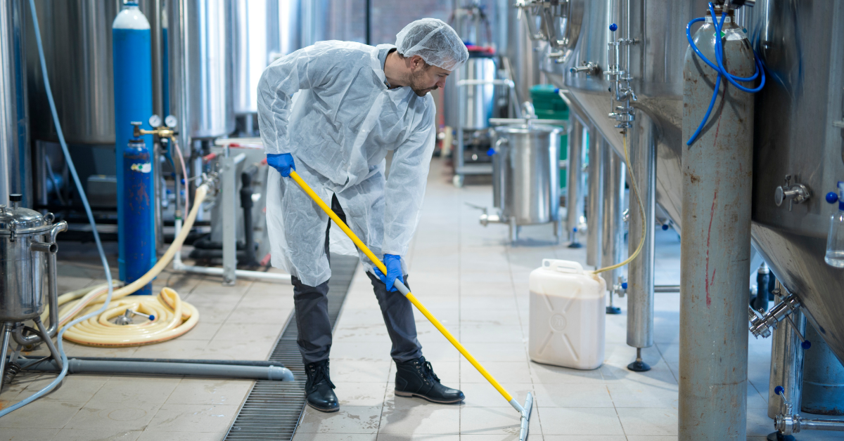 How Wet Cleaning is Done in Food Production Plants