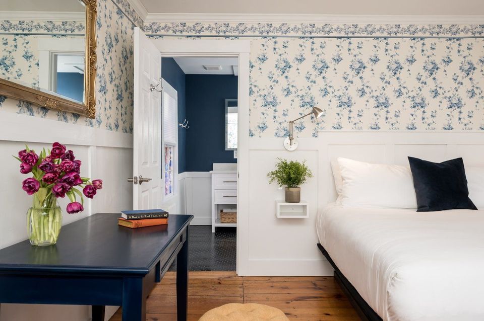 Martin Hill Inn | The Best Portsmouth, NH Hotel