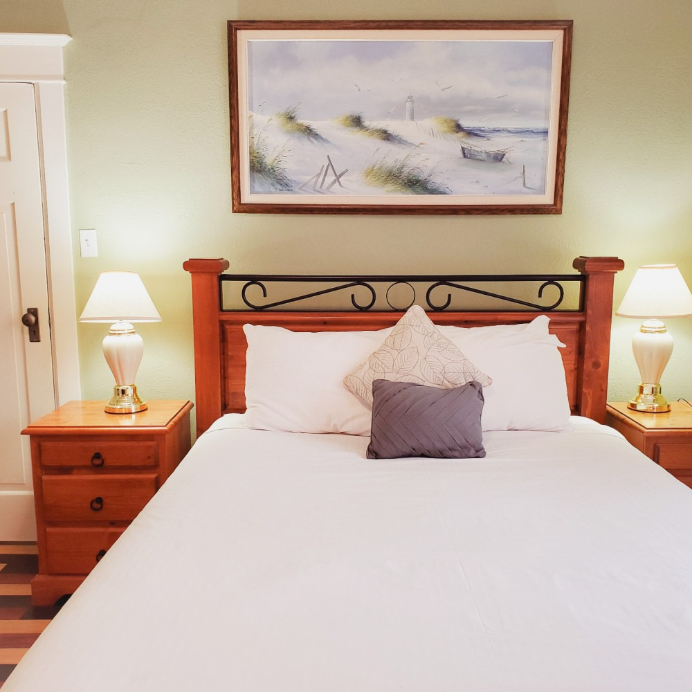 Accommodations at James Bay Inn | Victoria, BC
