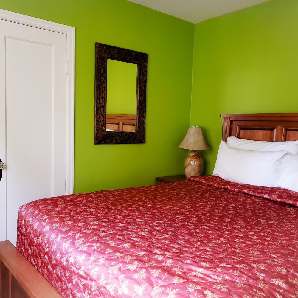 Accommodations at James Bay Inn | Victoria, BC