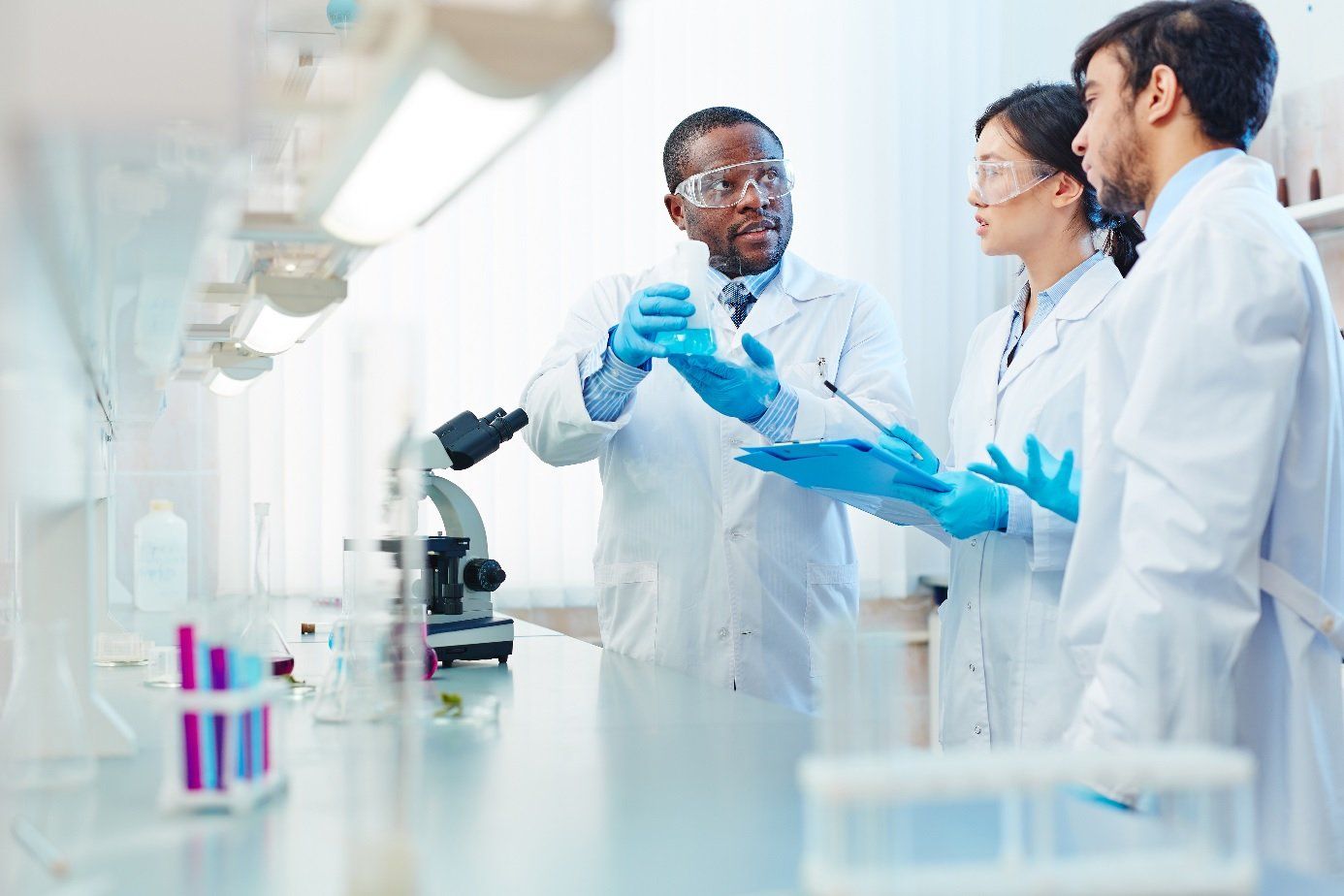 Professional Lab Experts | Reliable Laboratory Experts