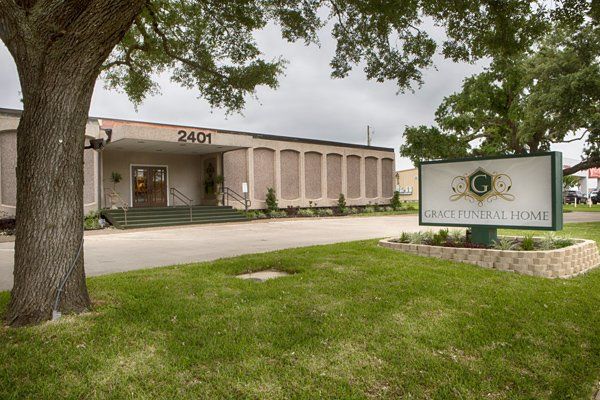 Surprising Grace Funeral Home In Victoria Photos