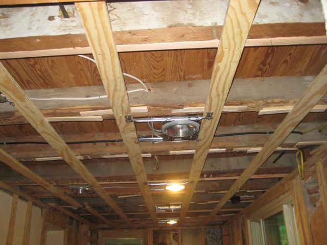 How To Find Joists In The Ceiling | Shelly Lighting