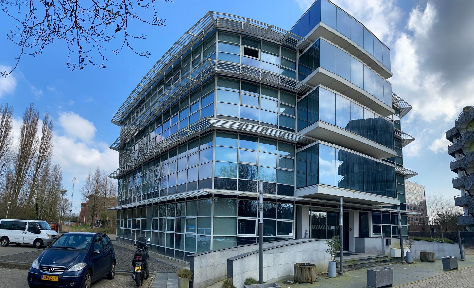 Luxury Capsule Hotel Experience | Diamond Capsule Hotel