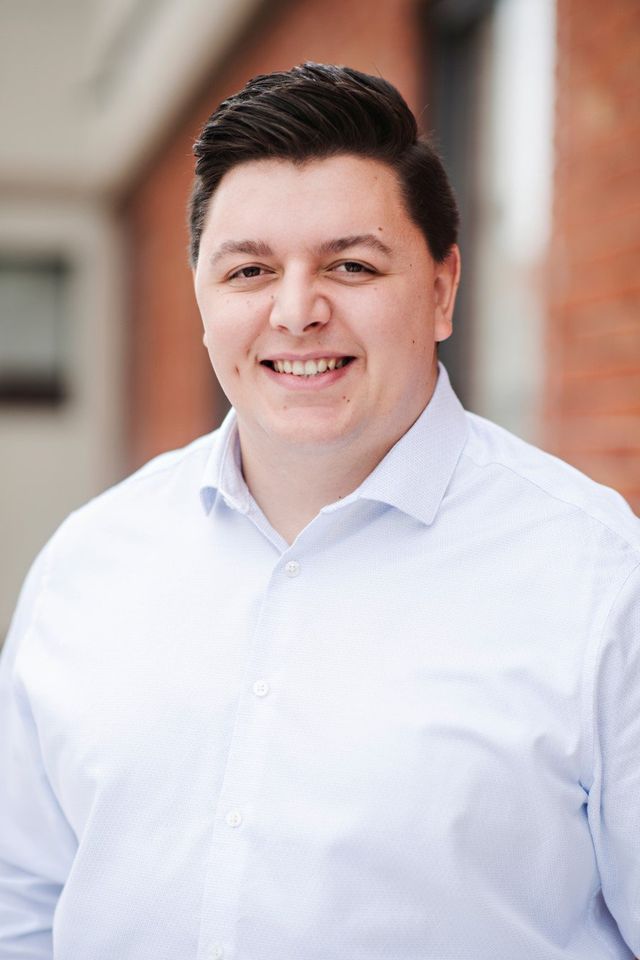 Ryan Goetz's Instagram, Twitter & Facebook on IDCrawl