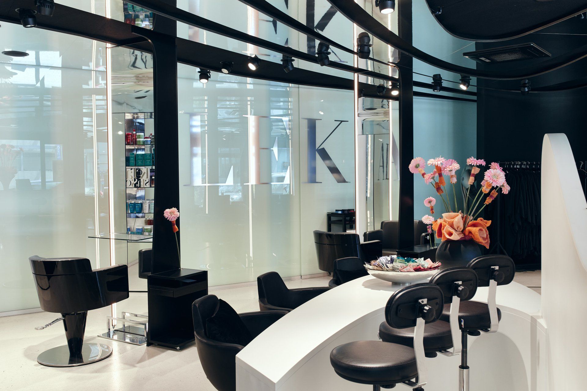 ALEKS Aesthetikstudio x MZGN