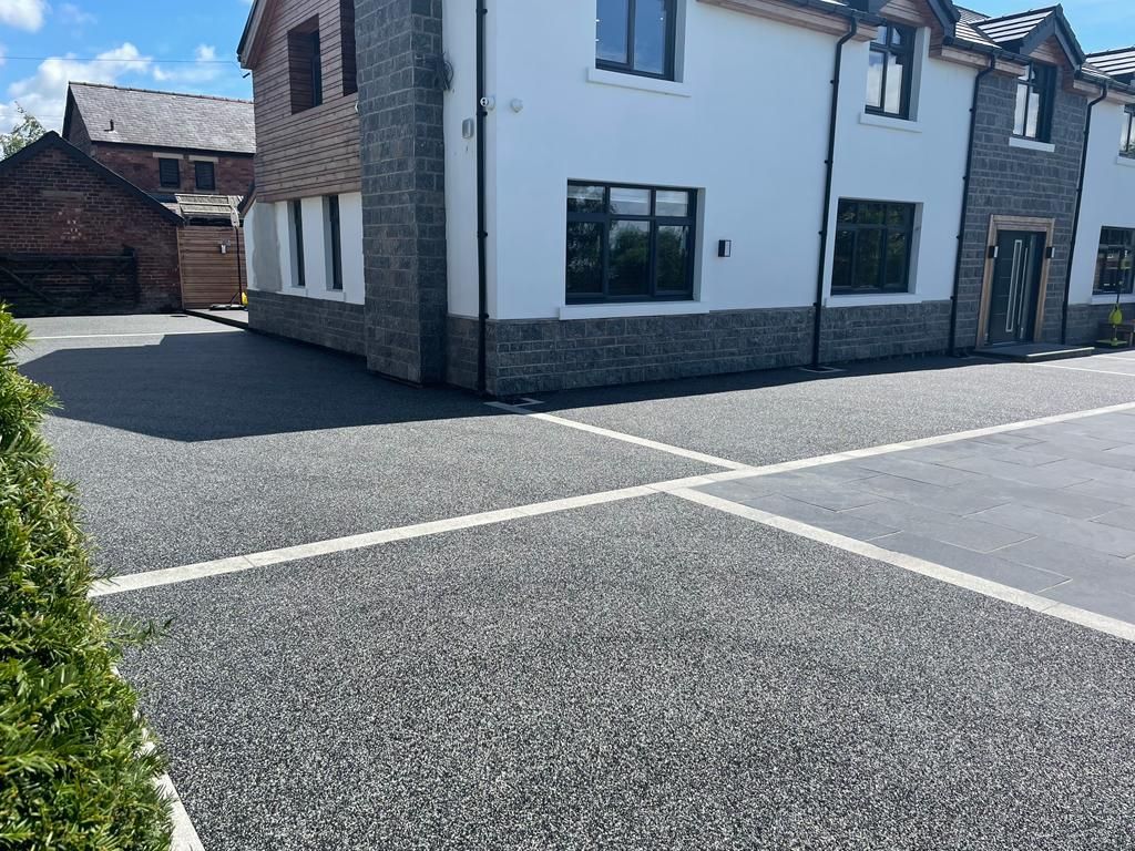Resin Driveways Lancaster | AM Driveways