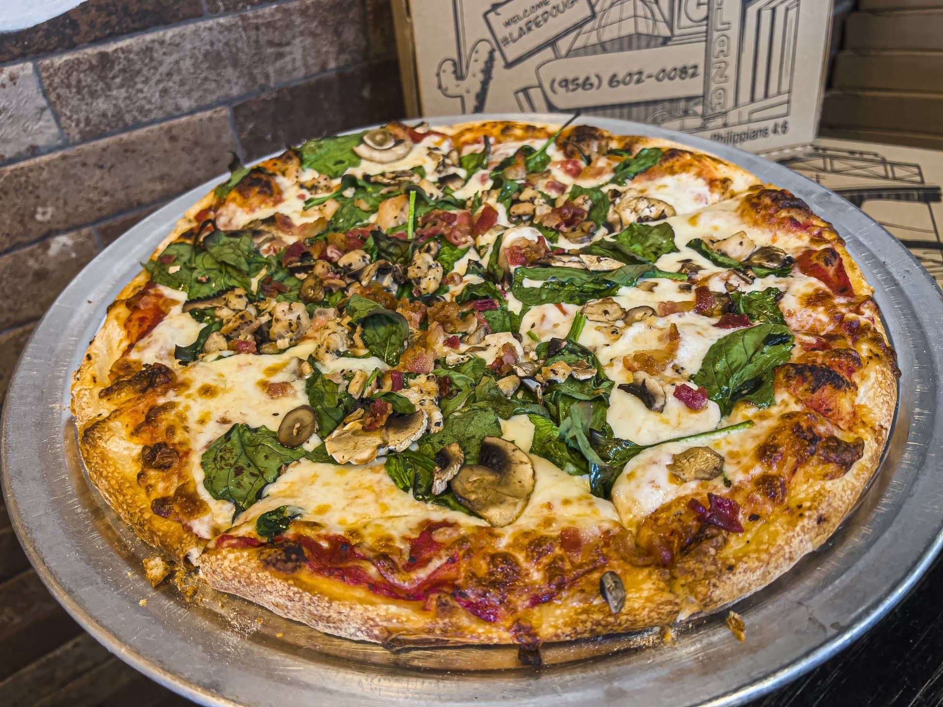550 Pizzeria - Pizzas