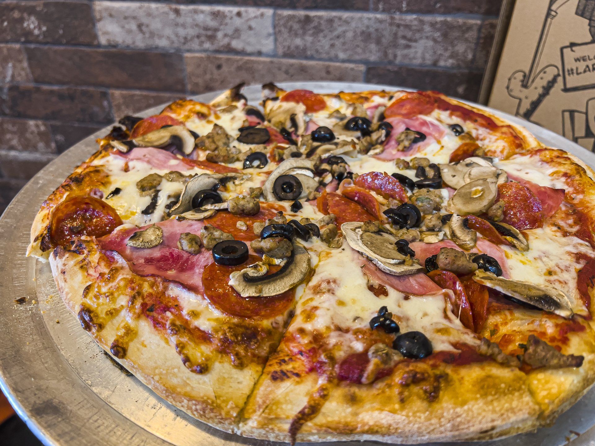550 Pizzeria - Pizzas