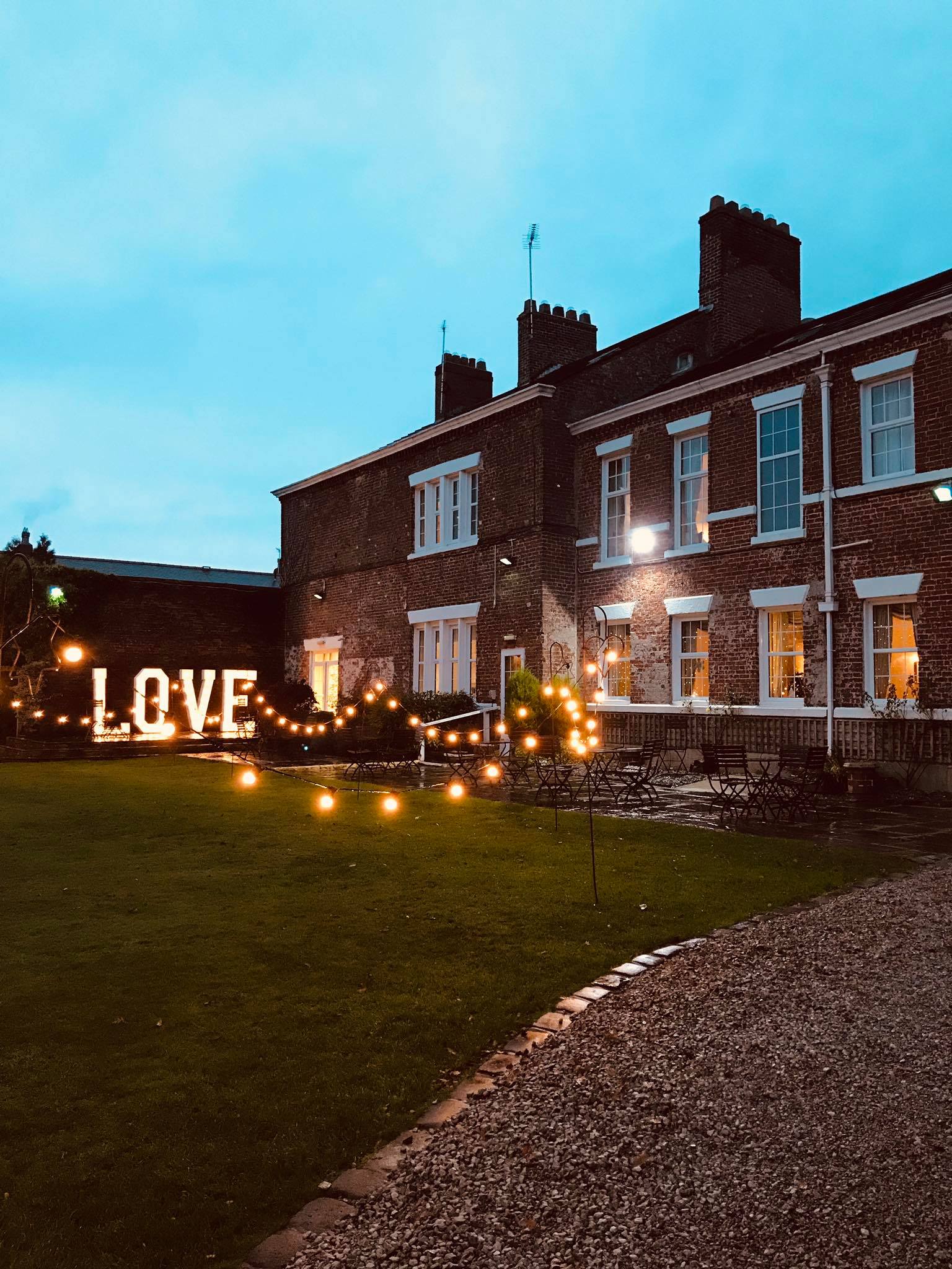 Weddings at Singleton Lodge