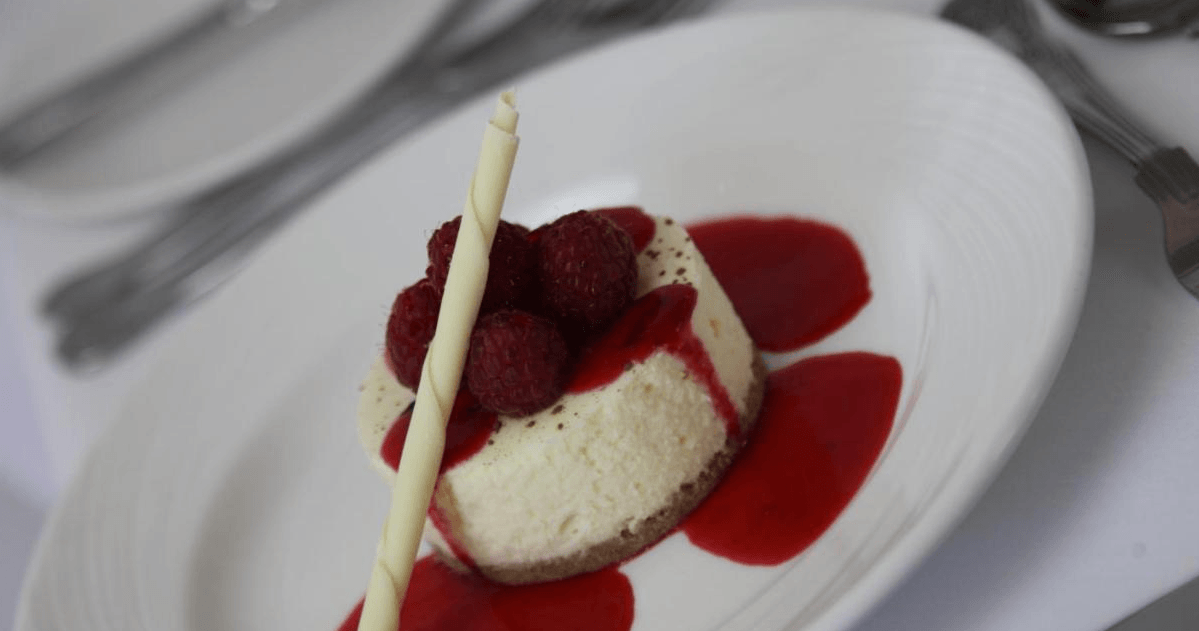 Dining at Singleton Lodge