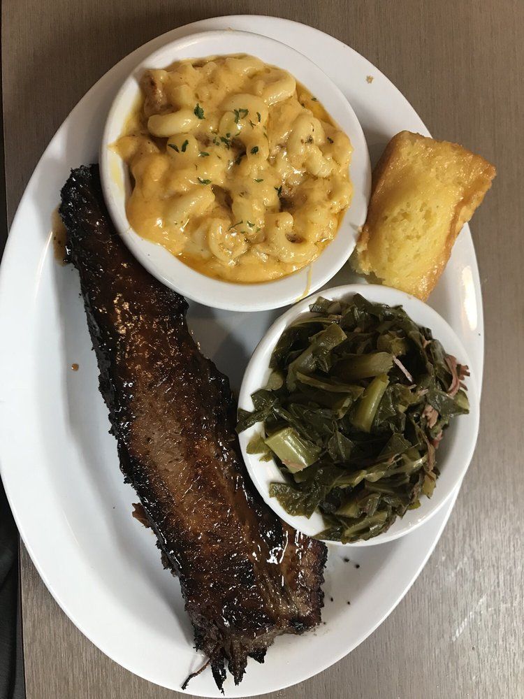 Mr. Pig's Smokehouse and Barbecue | Atlanta GA
