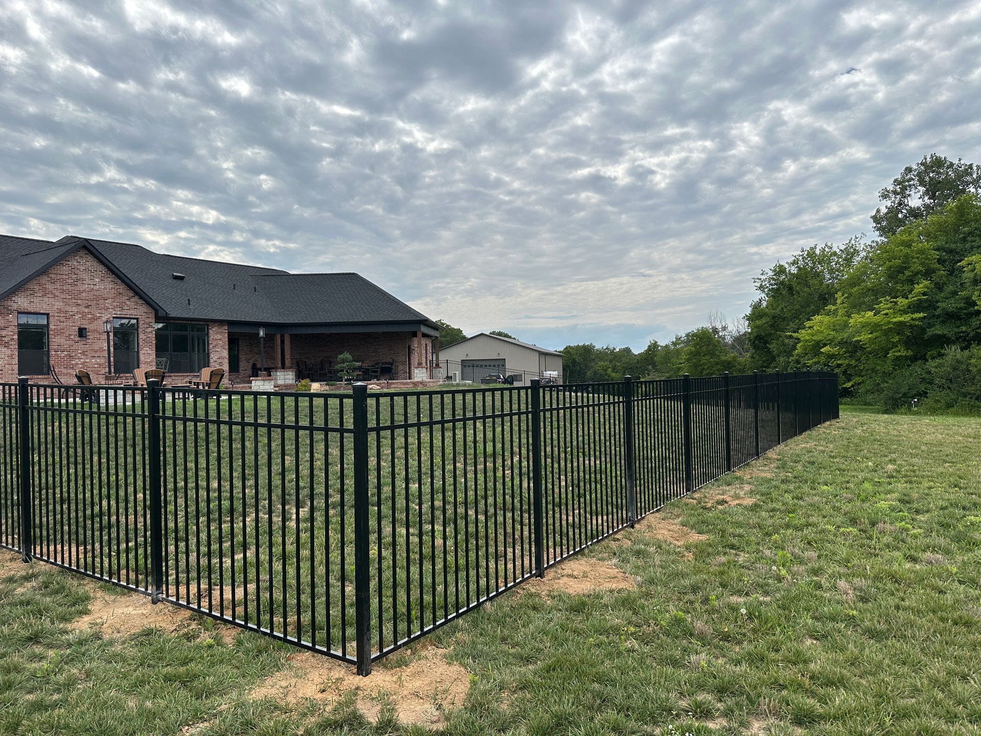 American Quality Fencing - Chain Link, Wood, Vinyl, & Aluminum Fence