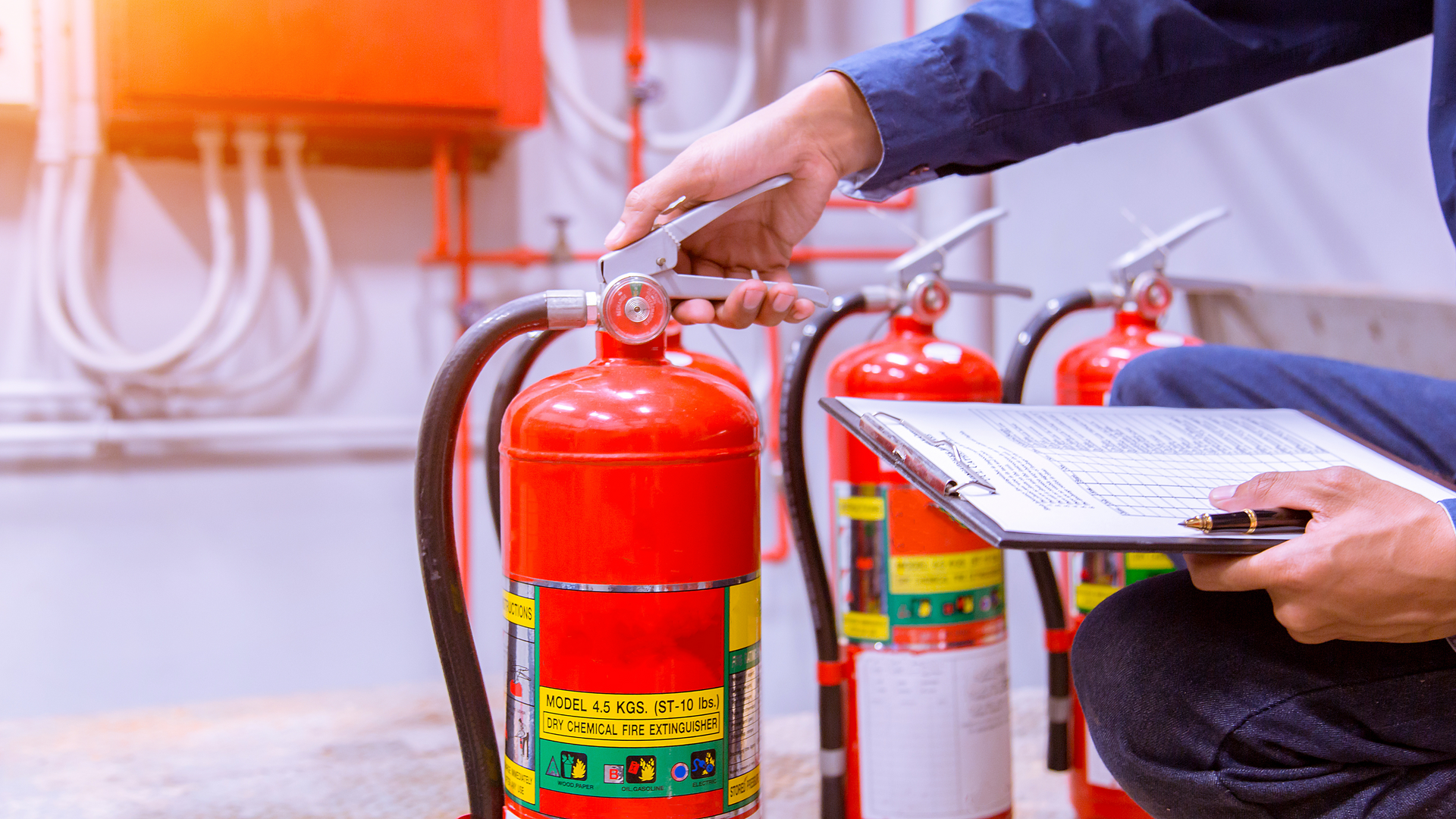 How to Do a Monthly Fire Extinguisher Inspection [Free Checklist]