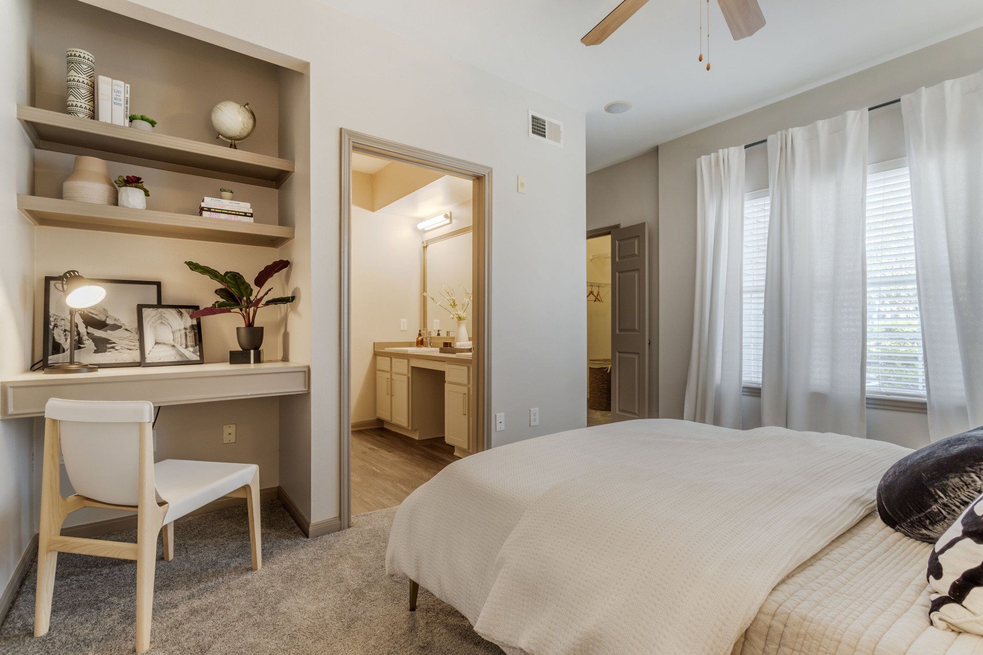 The Reserve by the Lake | Apts in Houston, TX