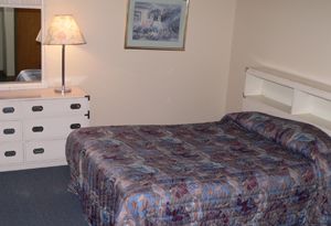 Rustic Inn | Stoneham, ME | 207-928-3300