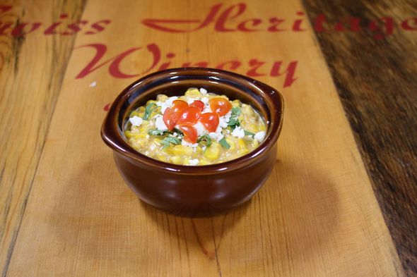 Hans' Place | Menu | Restaurant | Outdoor Dining | American Food