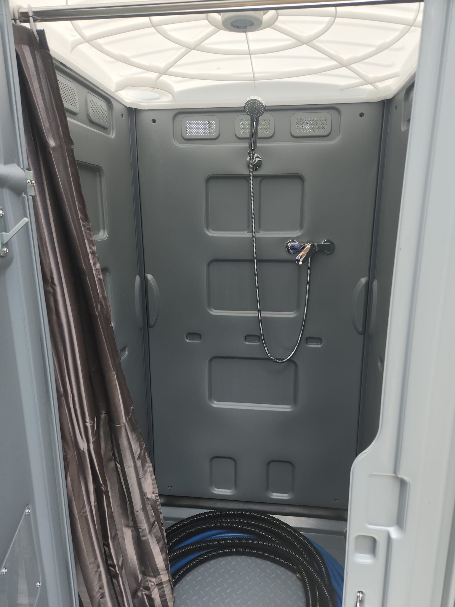 Shower Hire on the Sunshine Coast | Royal Flush Luxury Toilet, Portaloo ...