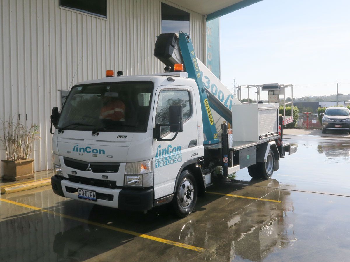 WT1000 Access platform hire