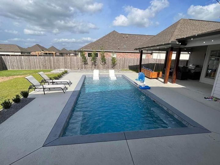 Contact American Fiberglass Pools | Houston, TX