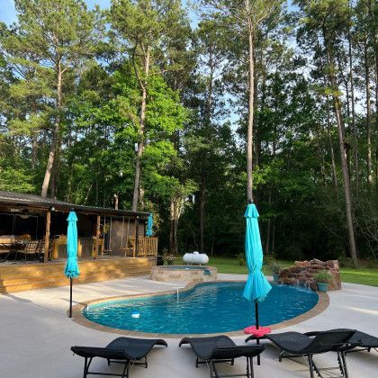 The Pecos Fiberglass Pool | Houston, TX