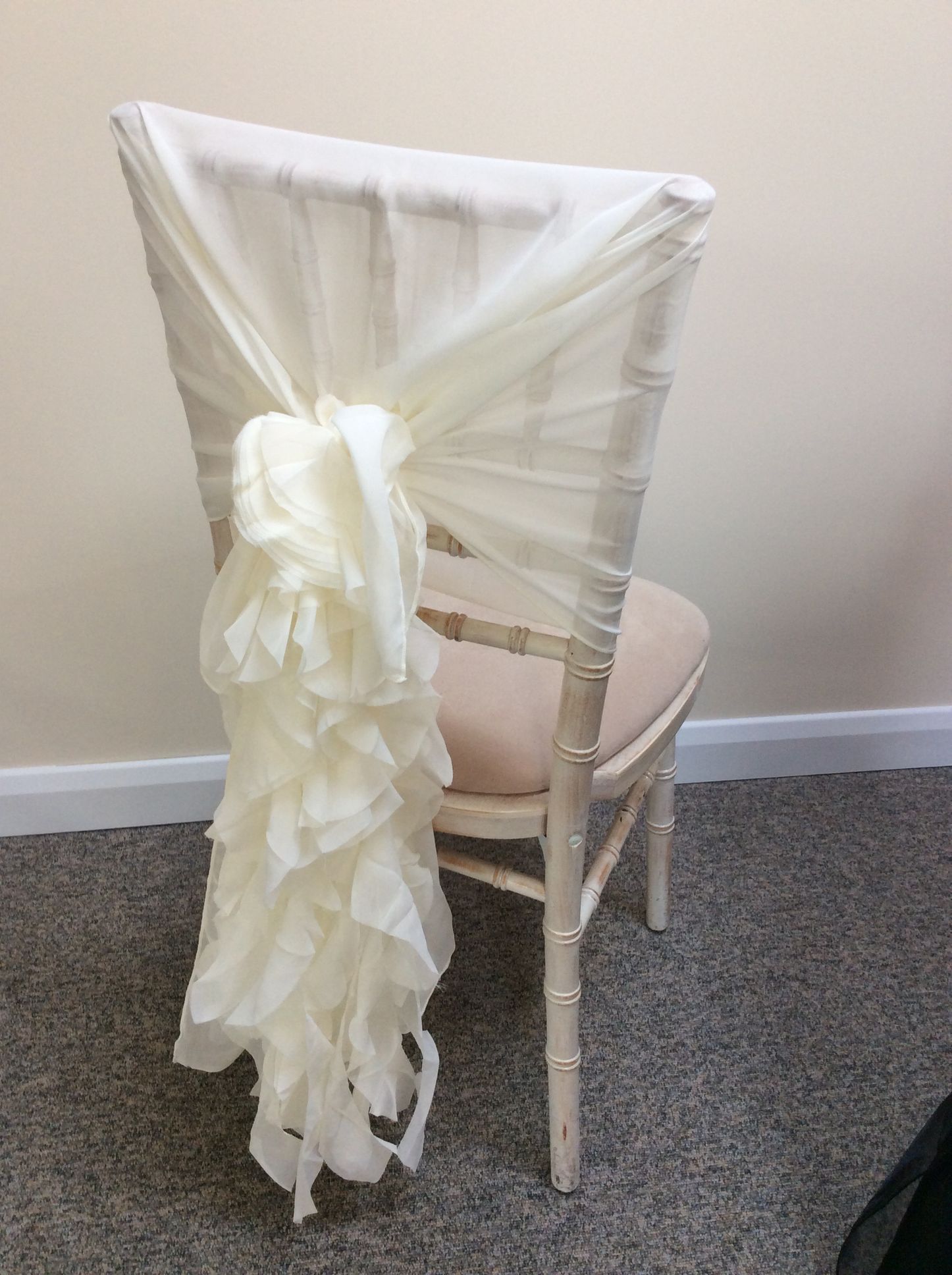 Wedding chairs covers sashes