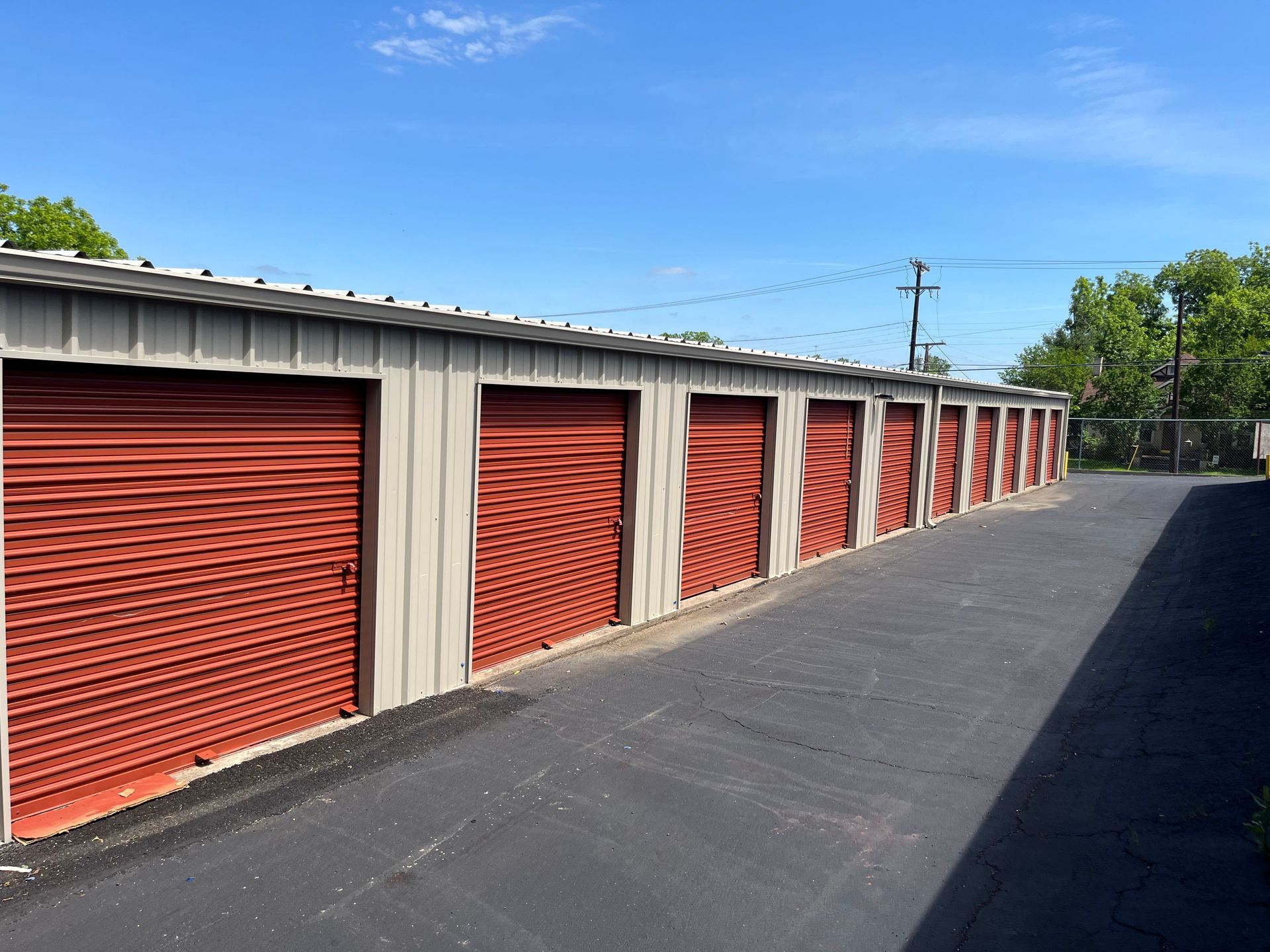 Storage Units Sherman TX | 833 W Houston | Ready Now Storage