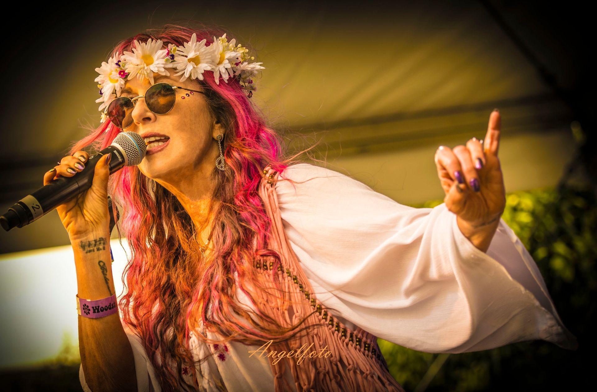 Nikki Nicholls Entertainer | Australia