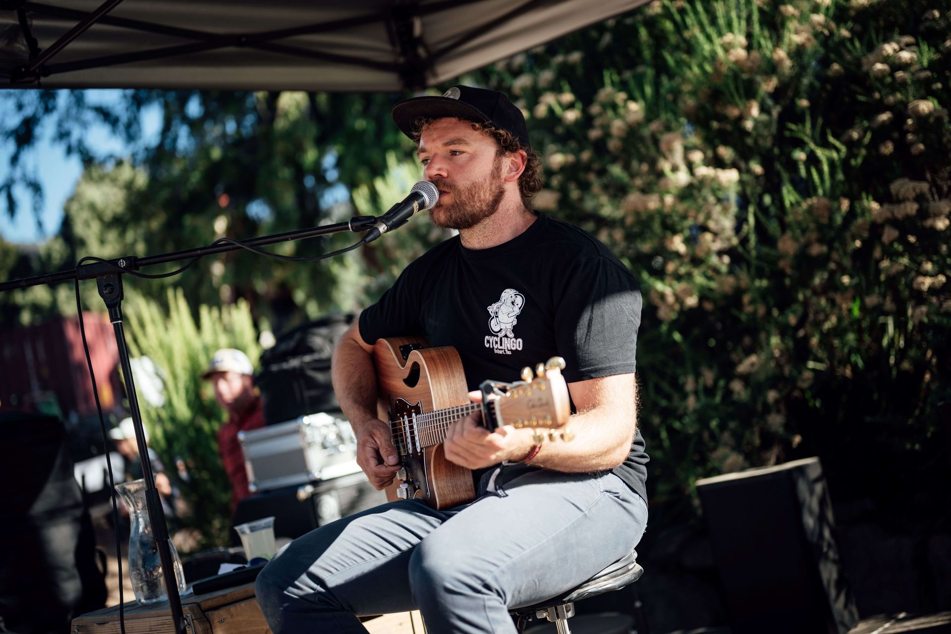Acoustic Artist | Tom Booth | Hobart