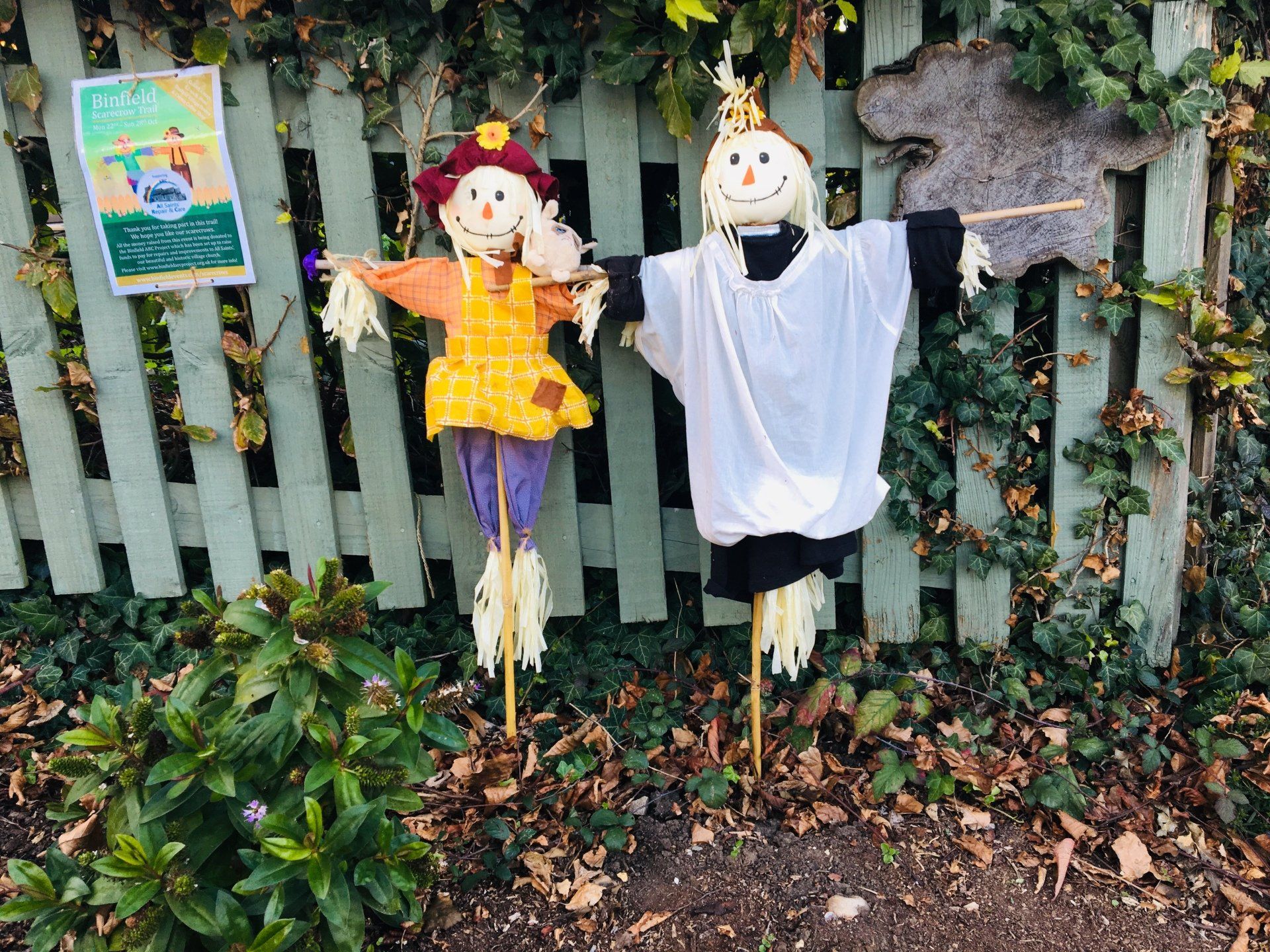 Binfield Scarecrow hunt, Berkshire, October Half Term, Trail
