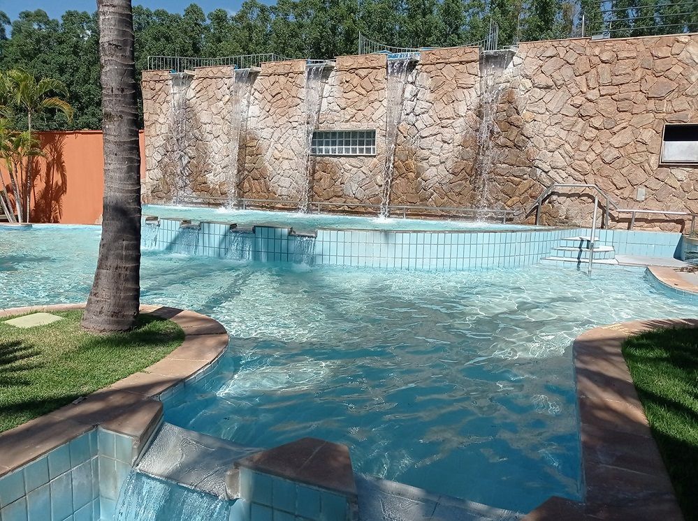 Férias perfeitas nas águas termais é no resort Blue Tree Thermas de Lins