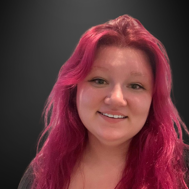 Rebecca Nicholson's Instagram, Twitter & Facebook on IDCrawl