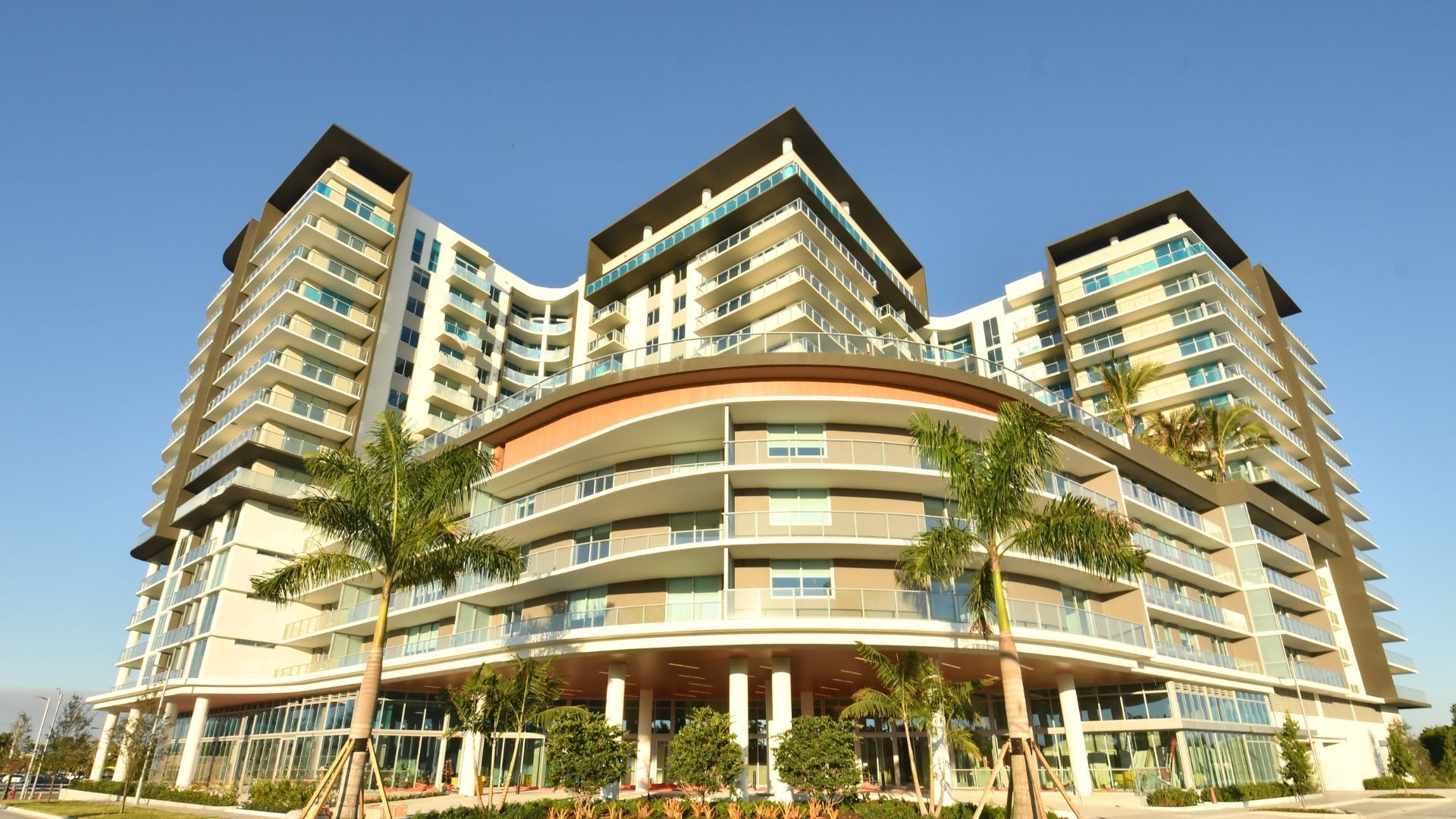 Ascent at Metropolitan Naples | Apartments in Naples, FL