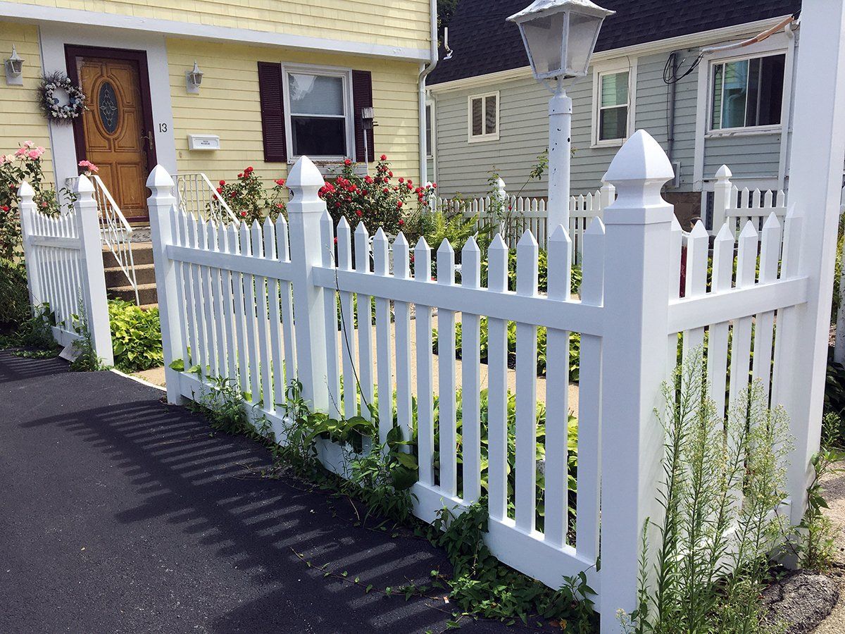 Boston Fence and Vinyl Gallery in Boston Massachusetts