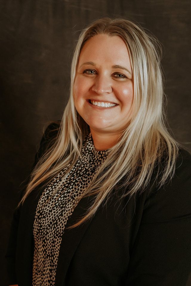 Amanda Knoll's Instagram, Twitter & Facebook on IDCrawl