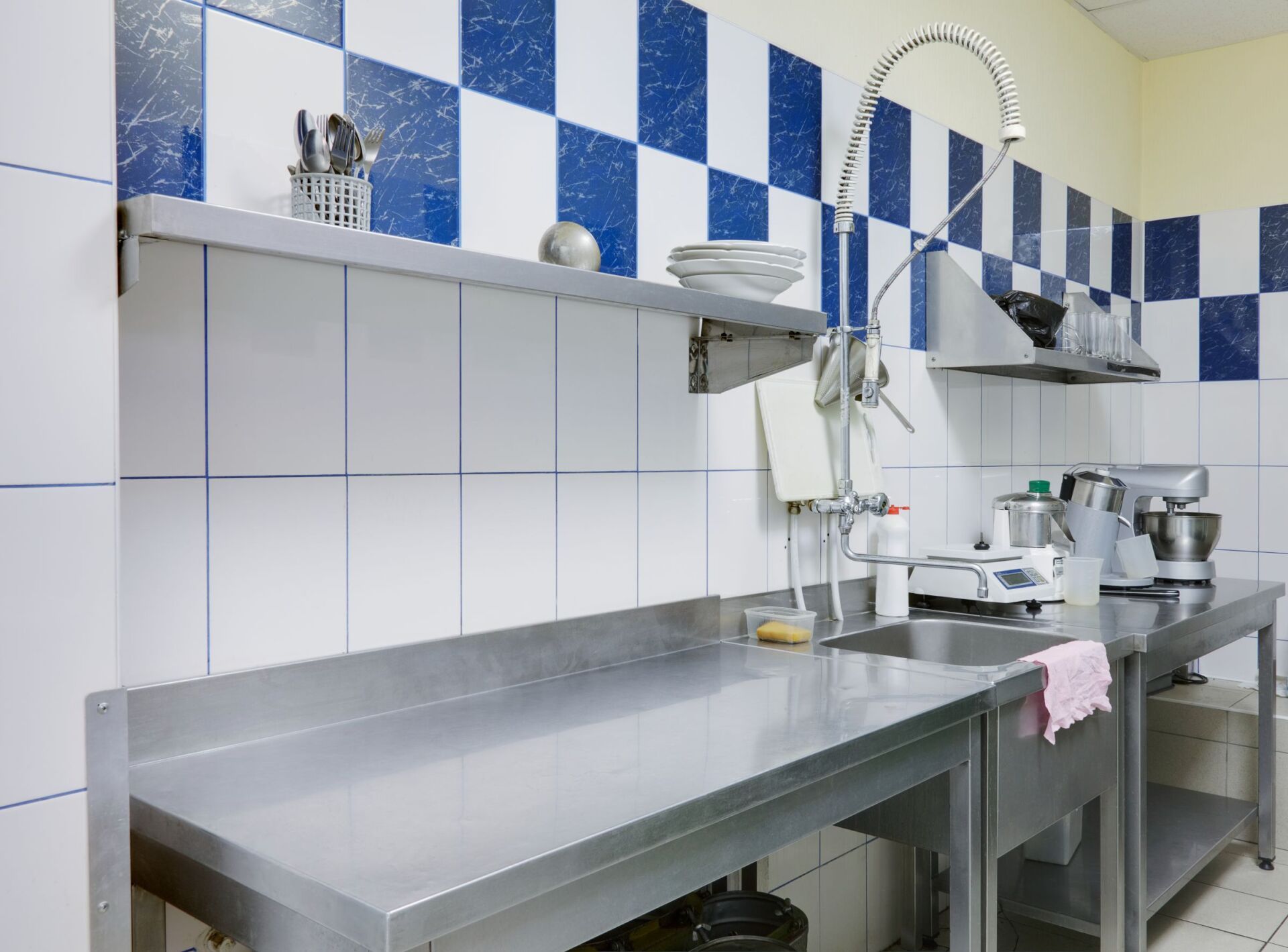 The Importance of Routine Drain Cleaning For Your Restaurant