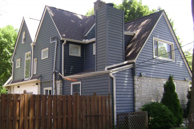 BEXLEY - 7" Alside Prodigy Siding w/Seamless Gutters