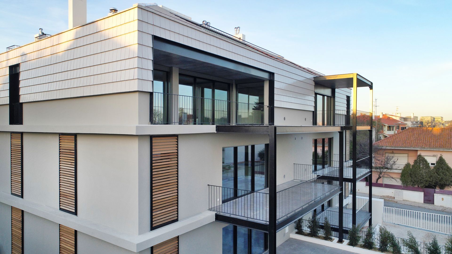 Versatile Clay Roof Tiles | Variety of Finishes & Colours | Galex