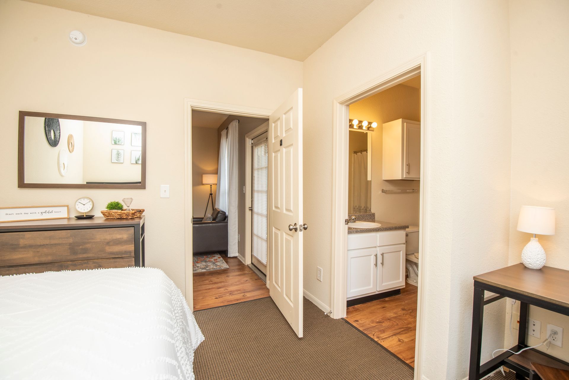 Photo Gallery of Modern Apartments and Amenities at The Heights of ...