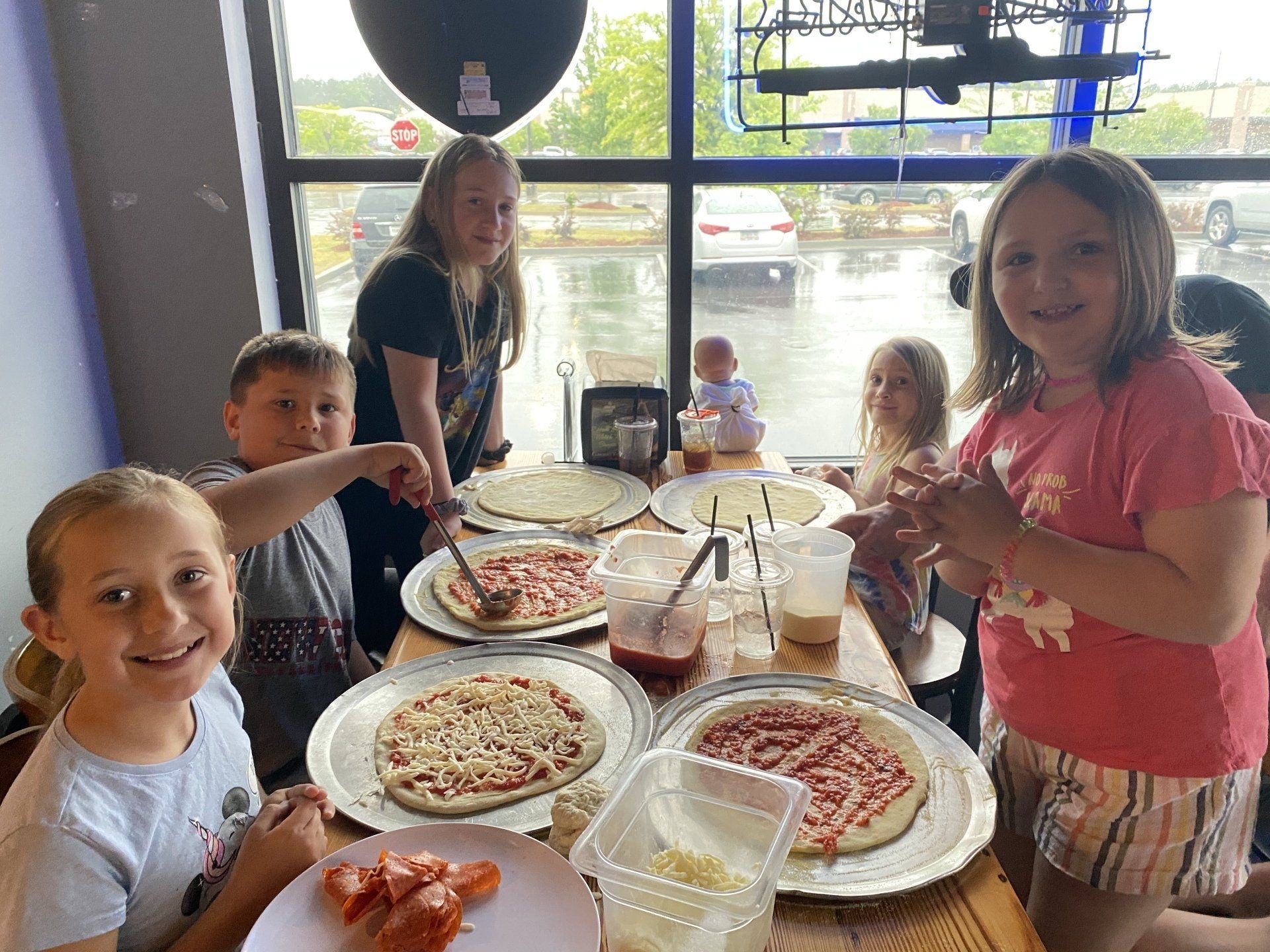 Pizza Parlor | Pooler, GA | Green Fire Pizza, Sports Bar & Grill