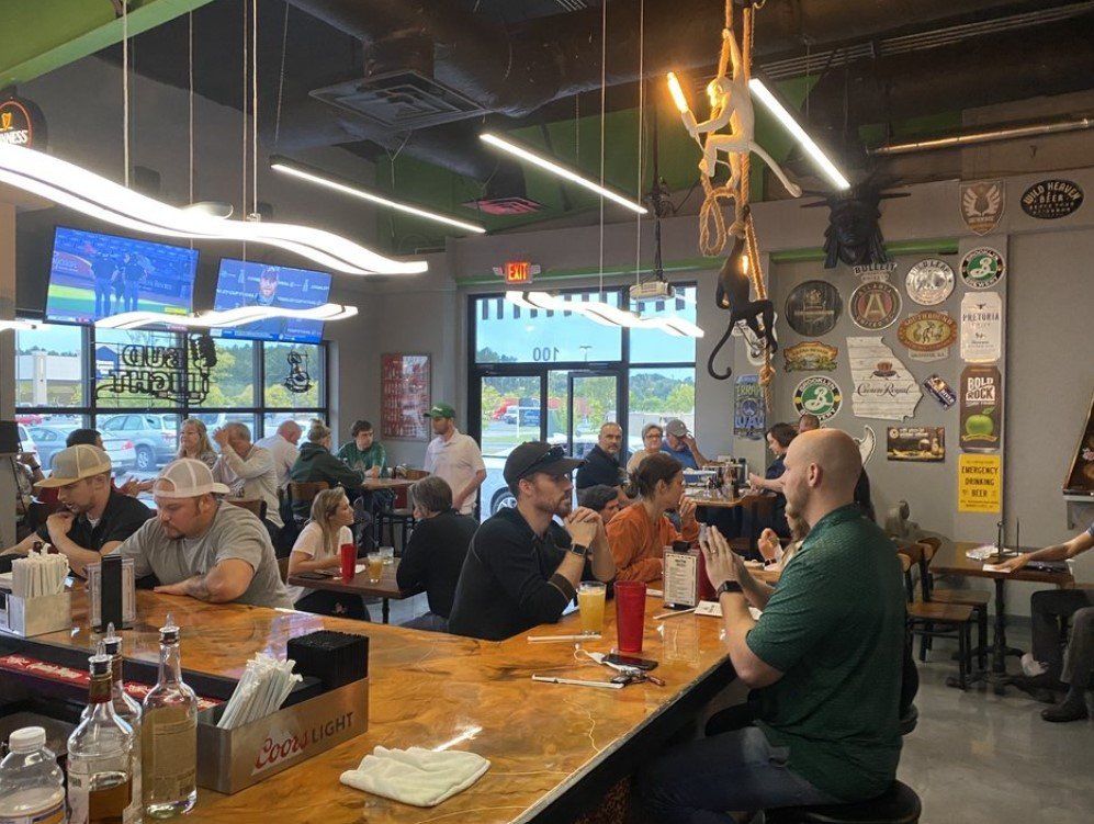 Pizza Parlor | Pooler, GA | Green Fire Pizza, Sports Bar & Grill