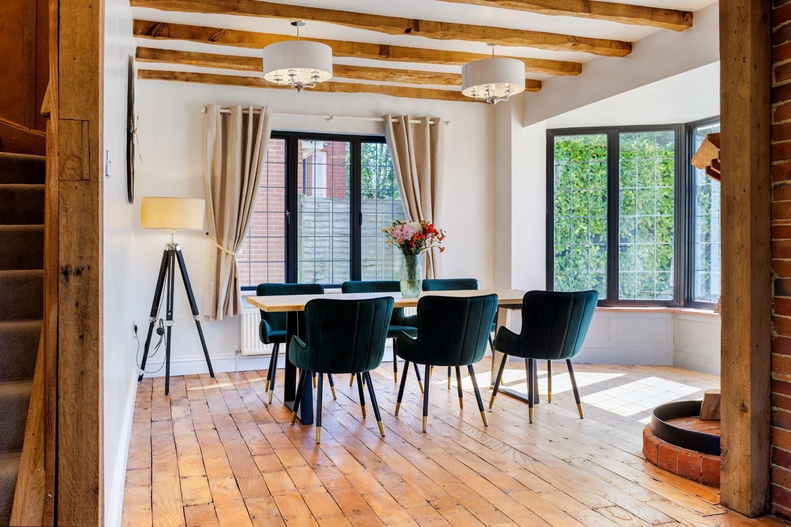 Why Choose a Local Window Company?