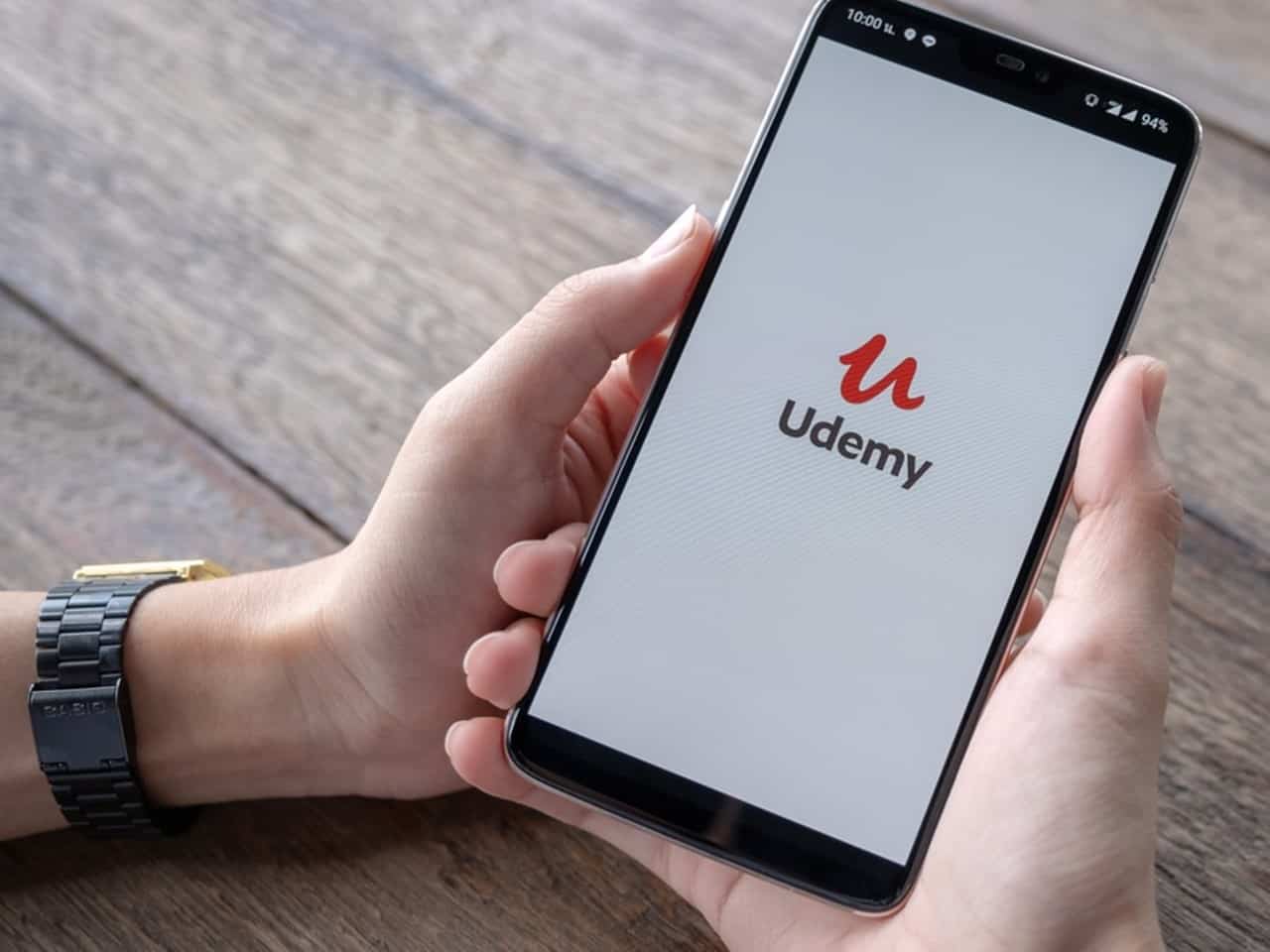 Udemy é bom? Conheça o serviço e saiba como escolher bons cursos