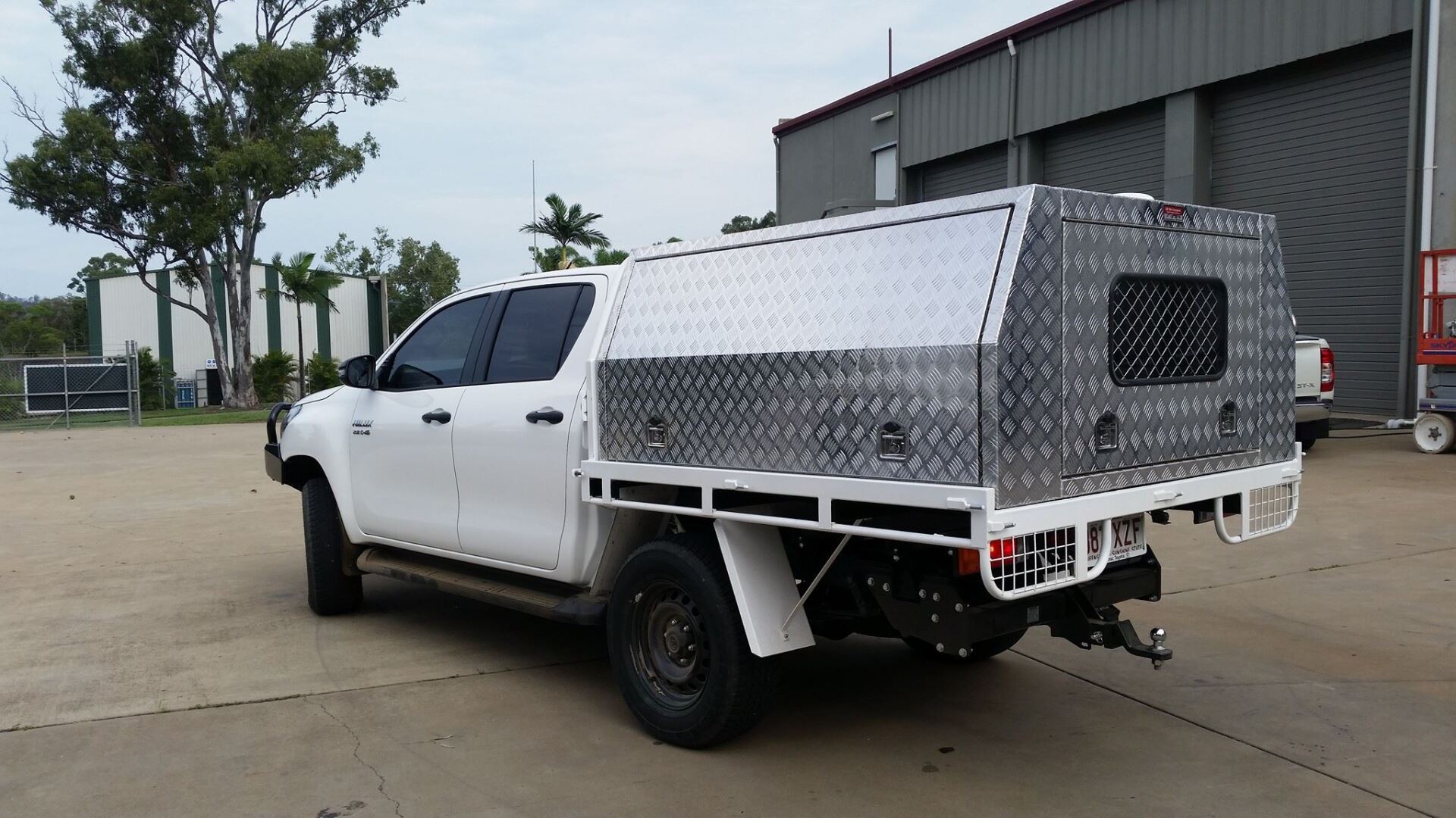 CQ Ute Canopies | Ute Tray Accessories Central QLD