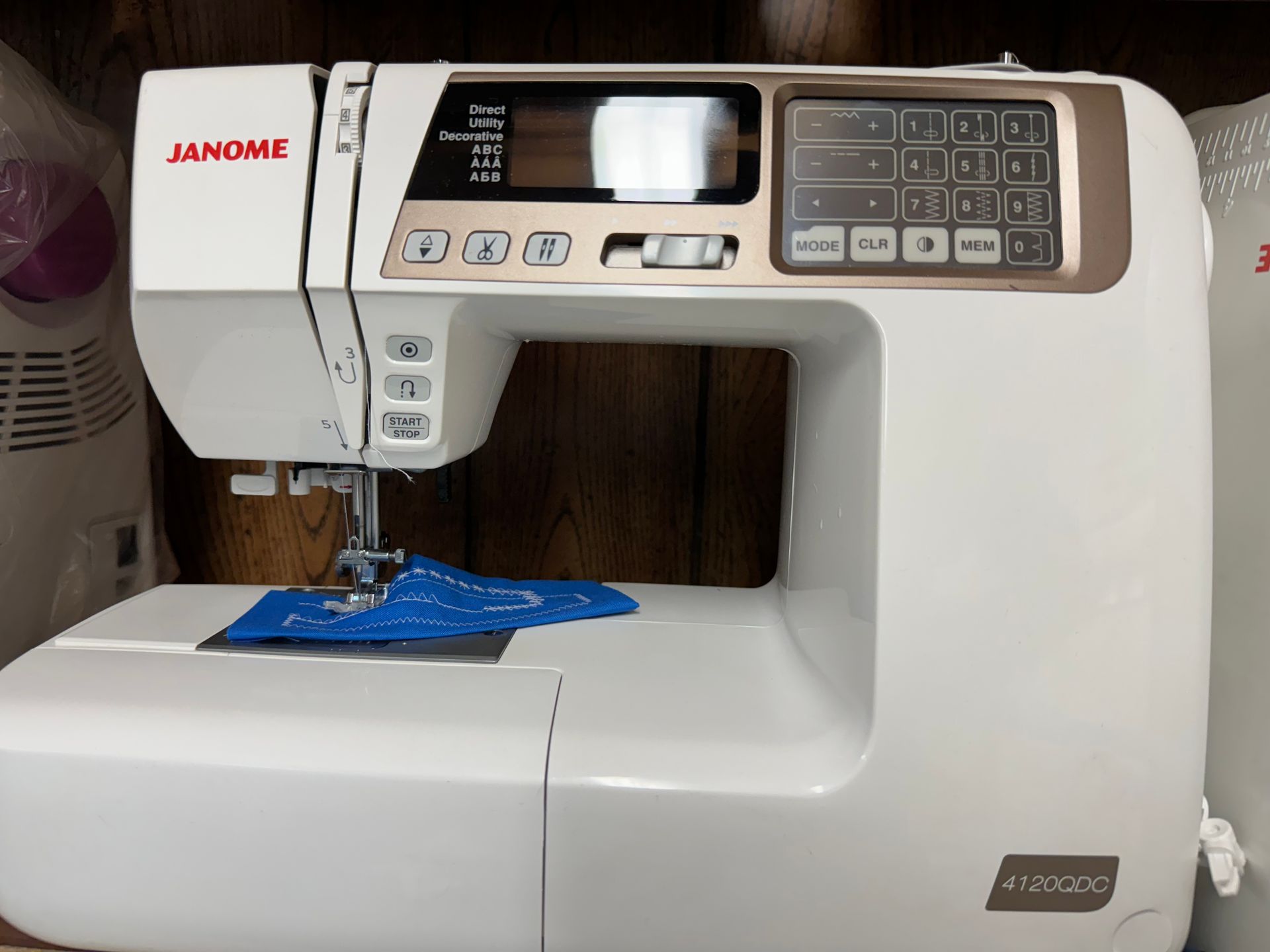 Frye's Sweeper & Sewing - Janome Lineup