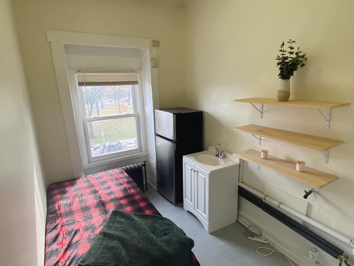 Affordable Rooms For Rent In New Jersey | New Jersey Rooming Homes