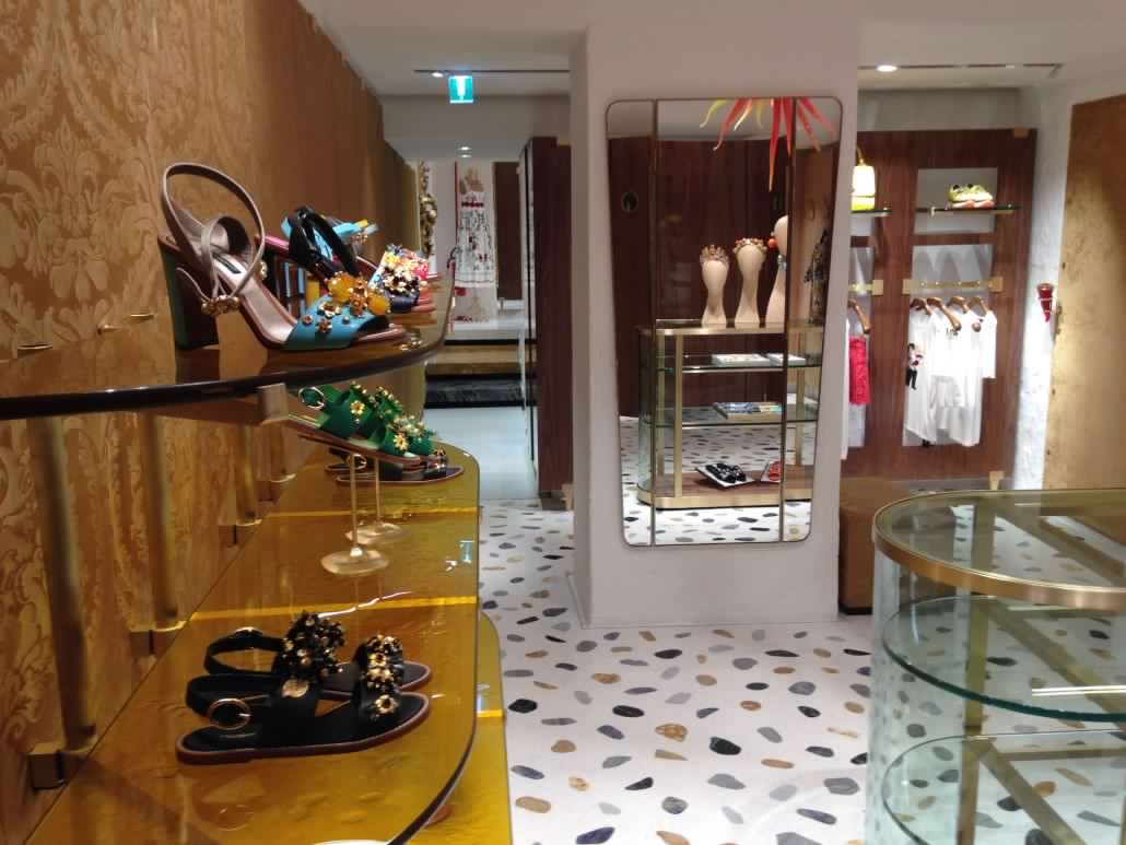 Arredamento Negozi su Misura ad Arezzo | Arredolegnodesign