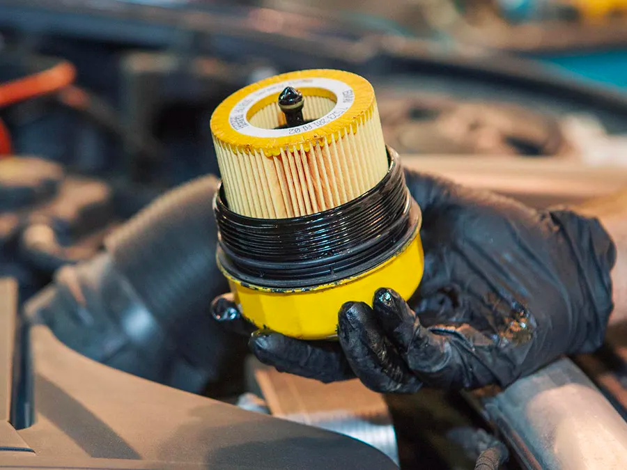 The Importance of Visiting Our Lakeland Auto Shop for an Oil Change
