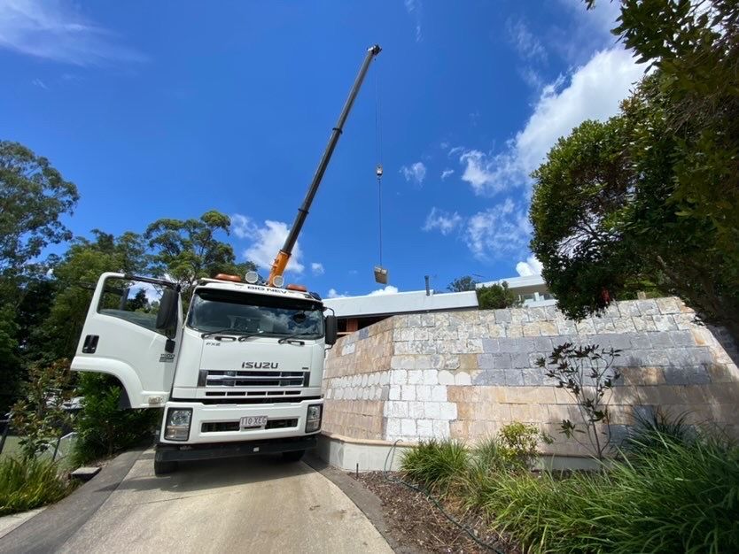 The Importance of Mobile Cranes in Construction