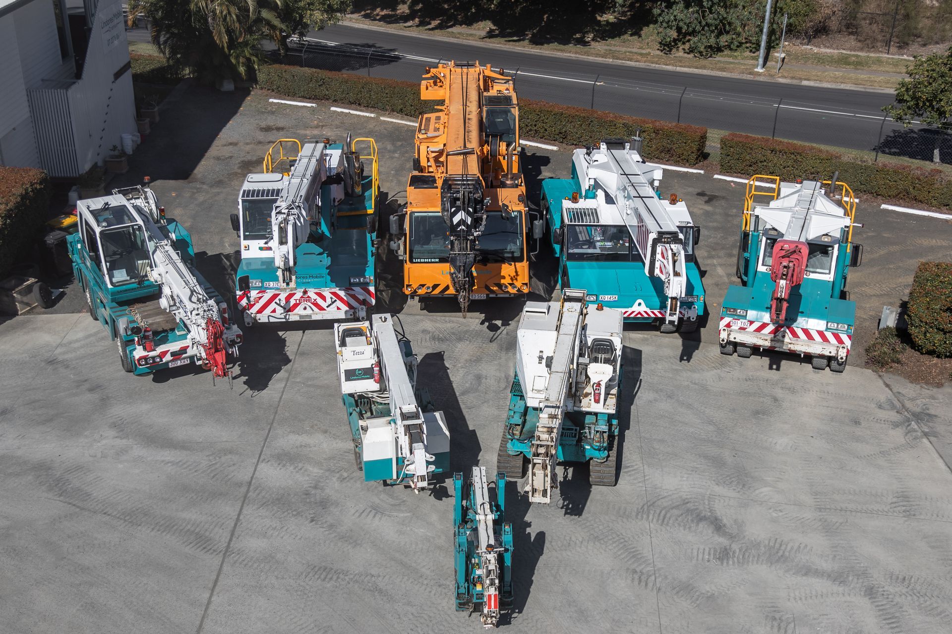 What questions should you be asking when hiring a crane?